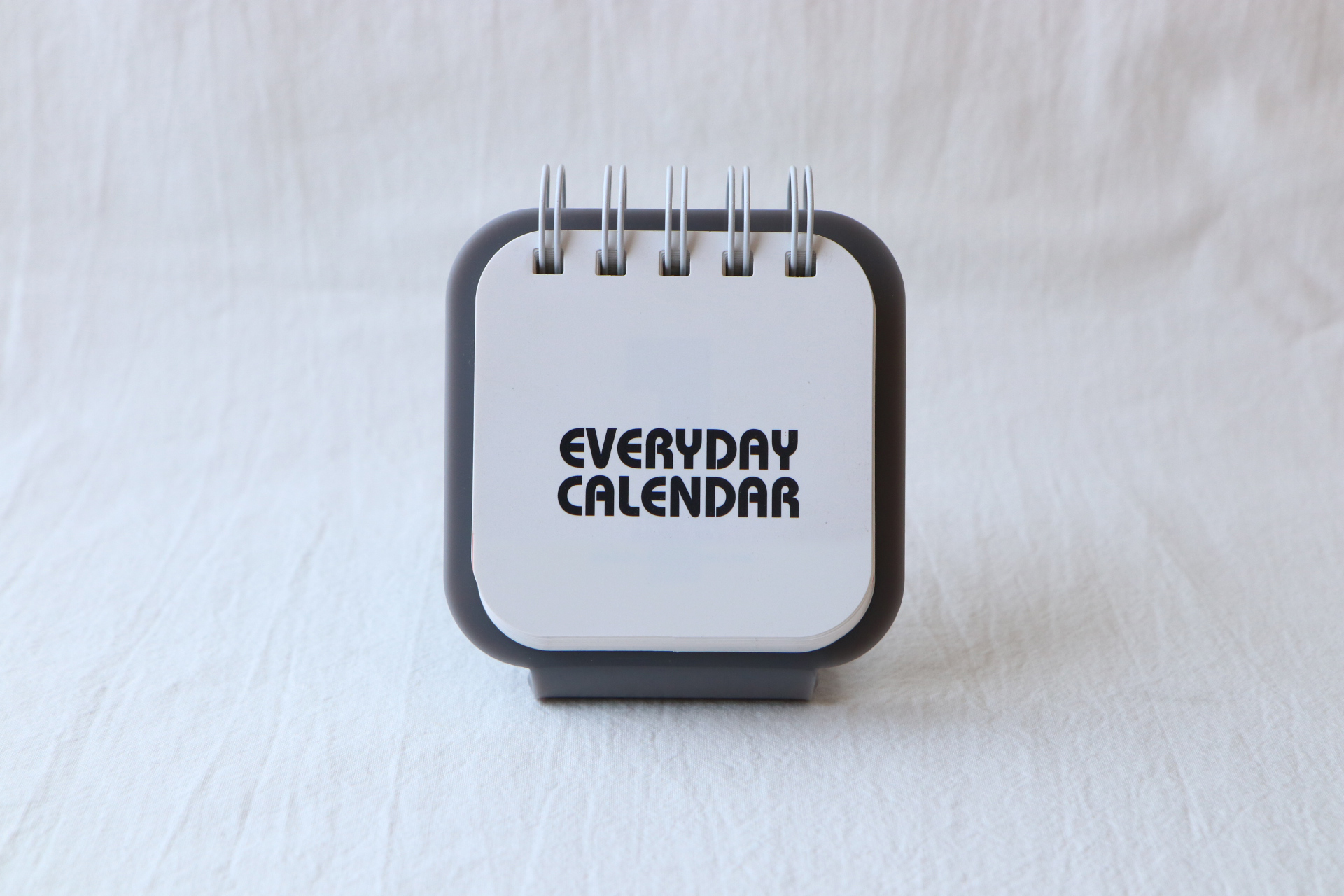 EVERYDAY CALENDAR - MILLIMETER MILLIGRAM